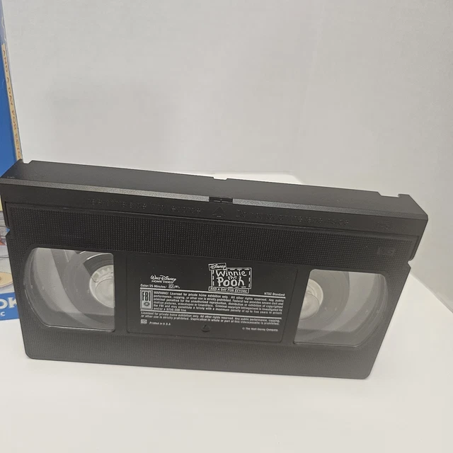 DISNEY WINNIE THE Pooh and a Day for Eeyore VHS Storybook Classics 1994 ...