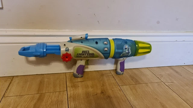 TOY STORY BUZZ Lightyear Space Ranger lights and sounds Ball Launcher ...
