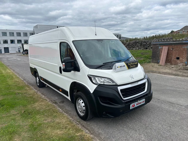 2020 PEUGEOT BOXER 2.2 BlueHDi H2 Professional Van 140ps PANEL VAN ...