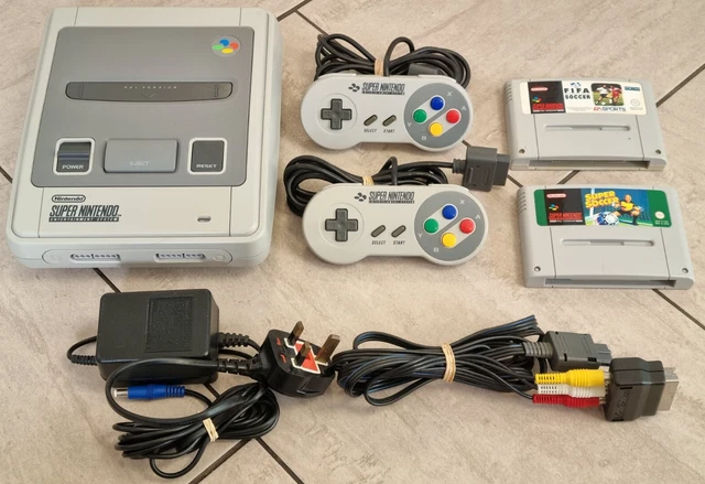 SUPER NINTENDO SNES Full Console Setup Bundle - 2 Official Controllers ...