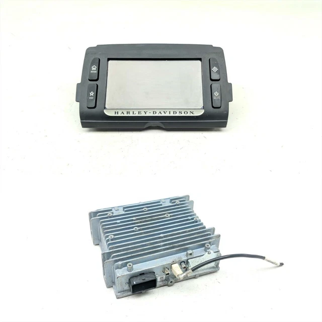 17 HARLEY FLHTCUTG Tri Glide Ultra Boom! Box Radio Display 76000076B ...