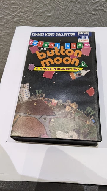 BUTTON MOON VHS Button Moon & hole in blanket sky VHS tape talent show ...