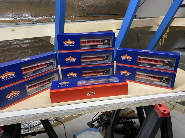 BACHMANN CLASS 47 with 7 x Mk2 Coaches £322.92 - PicClick UK