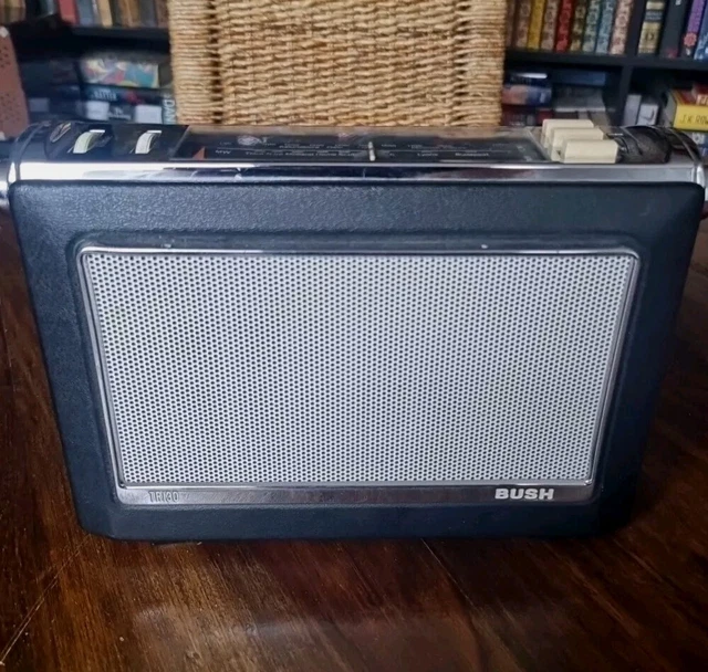 VINTAGE TRANSISTOR RADIO Original Bush TR130 1960s EUR 35,09 - PicClick IT
