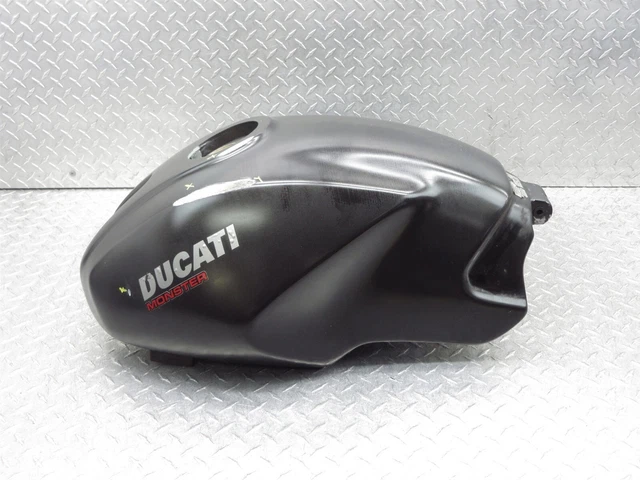 2004 02-06 DUCATI Monster 600 M600 carburant gaz essence réservoir pile ...