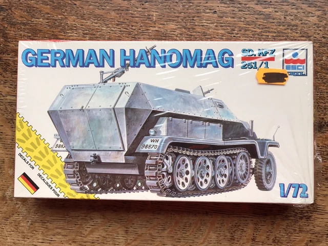 ESCI WW2 MODEL Kit 8359 German Hanomag SD.KFZ 251/1. 1/72 Scale ...