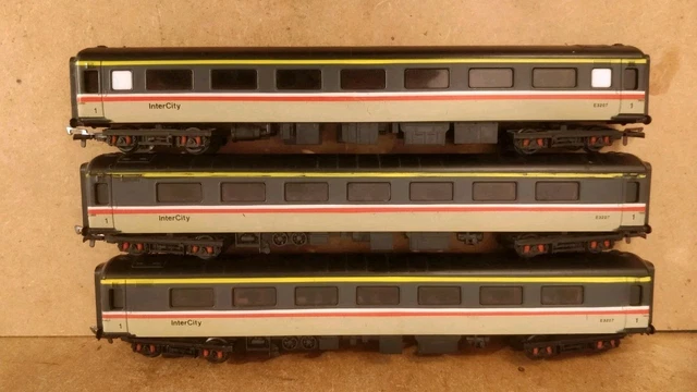RAKE OF 3 DAPOL BR Mk2 Intercity Coaches for Hornby 00 gauge train sets ...