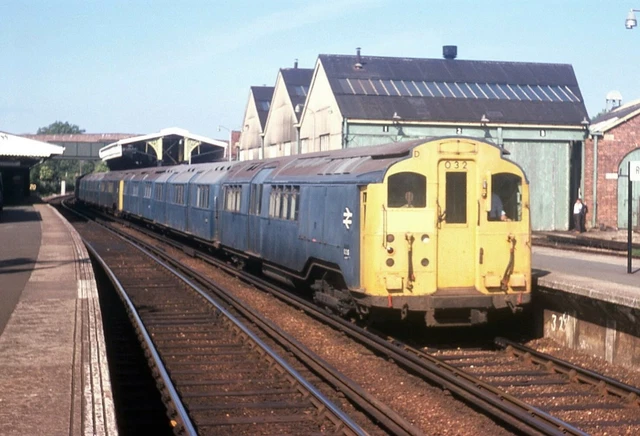 BRITISH RAIL 486032 Class 486 EMU Railway Photo - Isle of Wight £1.05 ...