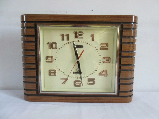 VINTAGE RETRO 1960'S/70'S Manix Large Plastic Quartz Wall Or Mantle ...