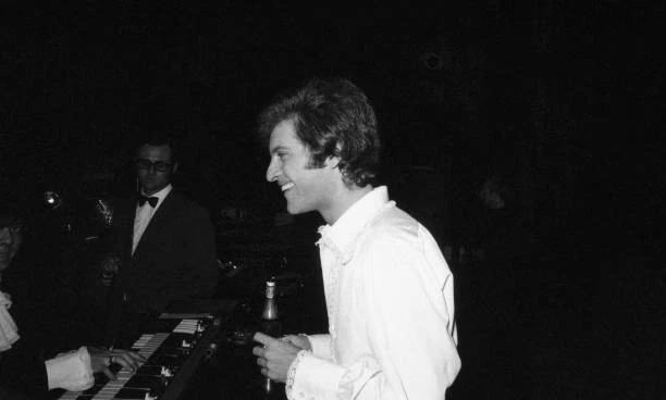 JOE DASSIN ON stage at the Olympia in Paris October 23 1969 Historic ...