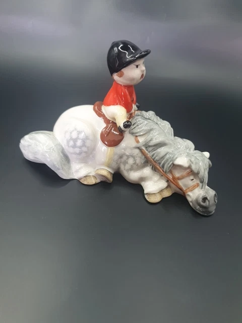 JOHN BESWICK PORCELAIN Horse figurine Kick Start by Norman Thelwell ...
