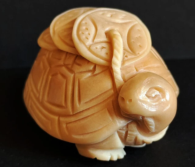 TN1503 - 2& Hand Carved Tagua Nut Netsuke Figurine - Turtle £26.39 ...