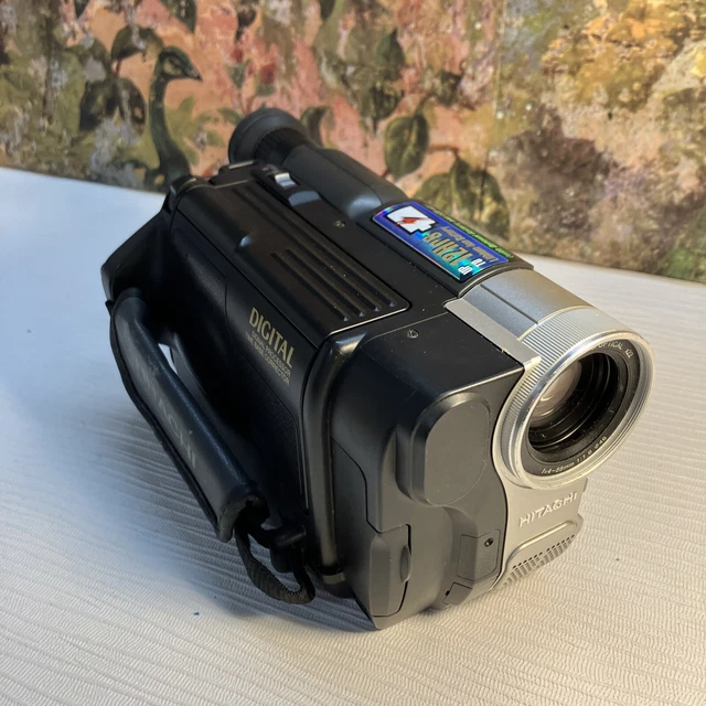 VINTAGE HITACHI DIGITAL 8mm Video Camera Recorder VM-E360E spare repair ...