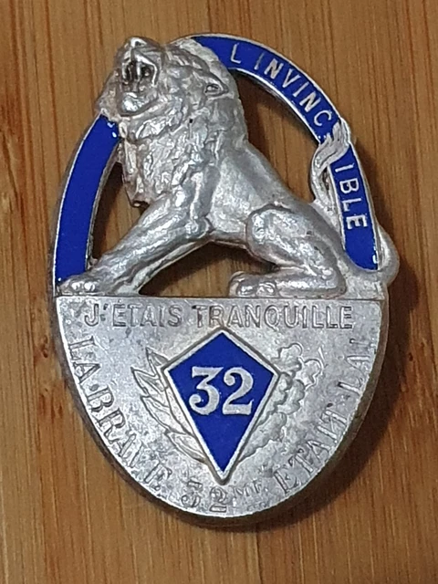 RARE INSIGNE 32° Régiment d’INFANTERIE - WW2 - TOURS - DRAGO PARIS EUR ...