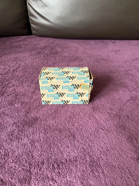 VINTAGE TRIANG SCALEXTRIC F303 STARTER ON ROSTRUM FIGURE. BOXED.no1 £15 ...