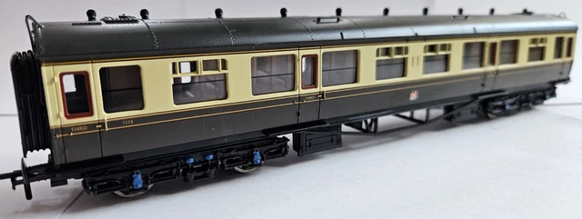 BACHMANN GWR COLLETT 3Rd Class Coach Chocolate/Cream. Cat No.34-052 £9. ...