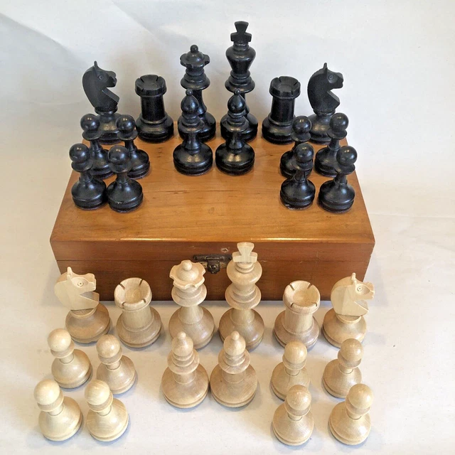 VINTAGE WOODEN CHESS Pieces (Full Set) 4 to 8cm High, No Board! In ...