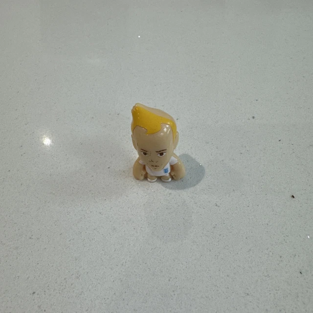 ENGLAND FOOTBALLERS GOGO'S Crazy Bones Peter Crouch £1.99 - PicClick UK