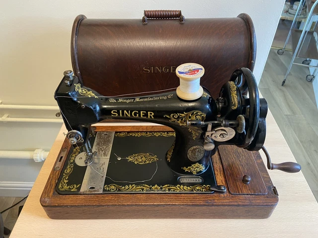 ANTIQUE SINGER SEWING Machine 28K Model Hand-Crank Operated 1910 ...