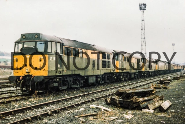 UK DIESEL TRAIN Railway Photograph Of Class 31 31190 Loco. (Rm31-188) £ ...