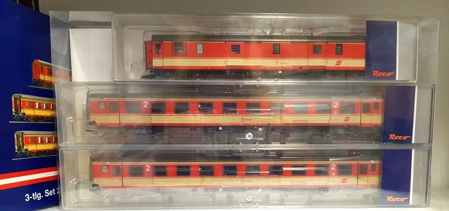 ROCO 74052, 3TLG Set II: Personenwagen Eilzug 712 der ÖBB, Ep. IV, H0 ...