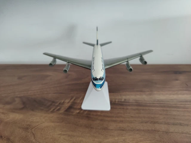 BRITISH MIDLAND BOEING 707 Plastic Aircraft Model 1:200 Scale Wooster ...