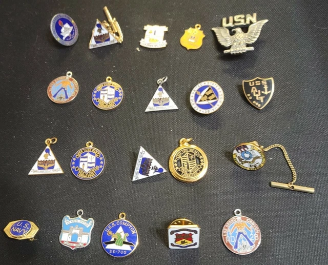 RARE VINTAGE 20 US Navy USS Ship & Commands Pin lapel & emblems Set #1 ...