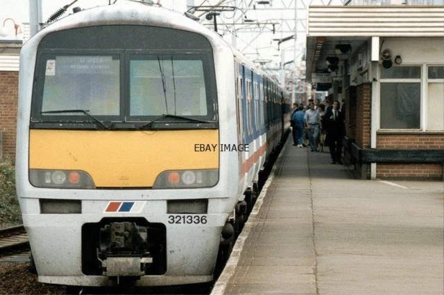 PHOTO CLASS 321 Emu Units 321336 And 321321 At Colchester 1993 £2.35 - PicClick UK