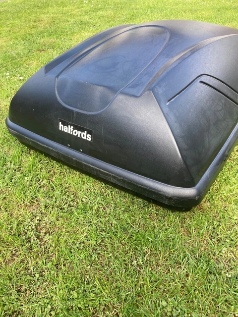 HALFORDS ROOF BOX Used with original fitting instructions £36.10 ...
