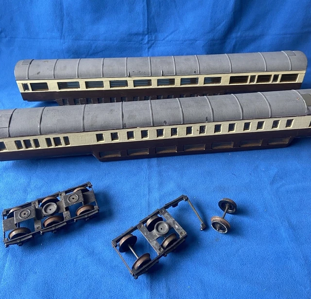 2X 7MM/O GAUGE KIT BUILT WOODEN COACH 1940? ( Only Body And Need Repair ...
