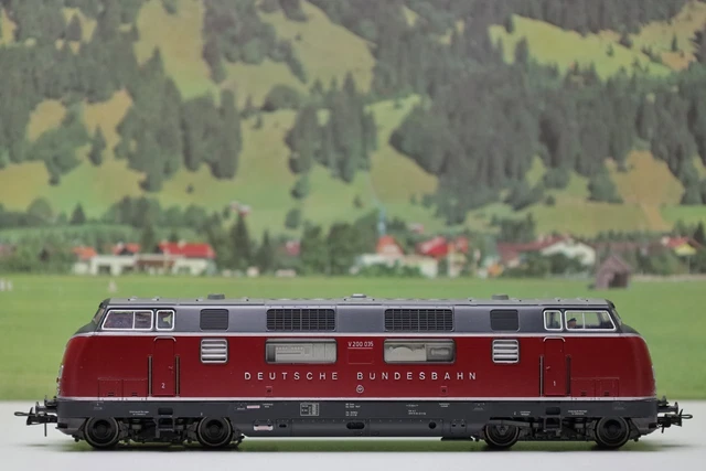 ROCO H0 DIESELLOK BR V200 035 der DB Wechselstrom ohne Ovp Nr.5799 EUR ...