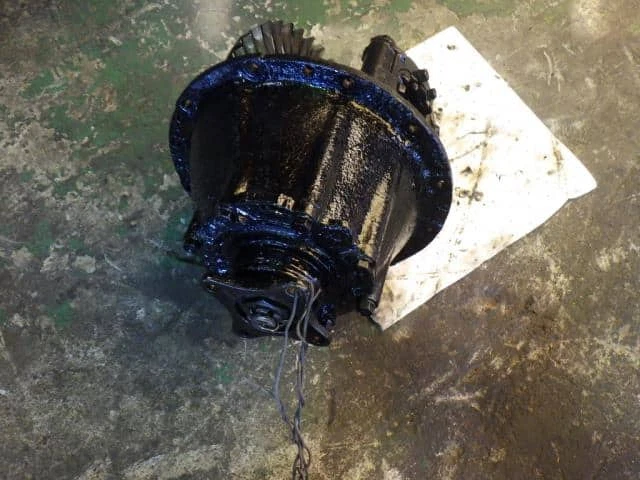 MITSUBISHI FUSO FIGHTER Mignon Rear Rigid Differential Assembly ...