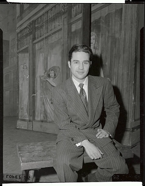 CHARLIE CHAPLIN JR Sitting On Set Of Tv 1950 Comedian Old Photo EUR 6 ...