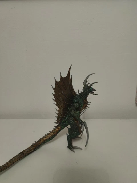 GIGAN/GODZILLA MONSTERVERSE (CUSTOM Figure S.H.Monsterarts Scale) £100. ...