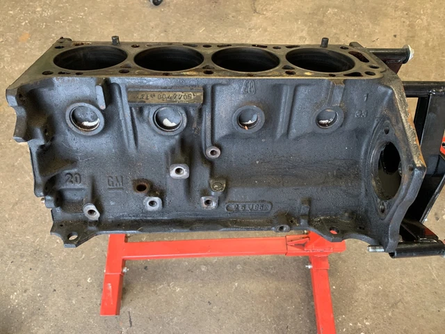 MOTORBLOCK 2,2E BOHRUNG 95,00 * OPEL CIH Ascona Manta Kadett Rekord GT ...