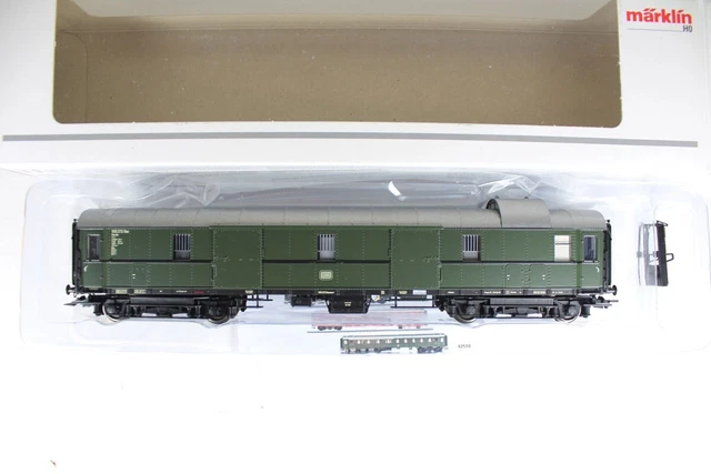 MÄRKLIN 42540 SCHNELLZUG-GEPÄCKWAGEN Pw4üe DB Epoche III Neuware. EUR ...