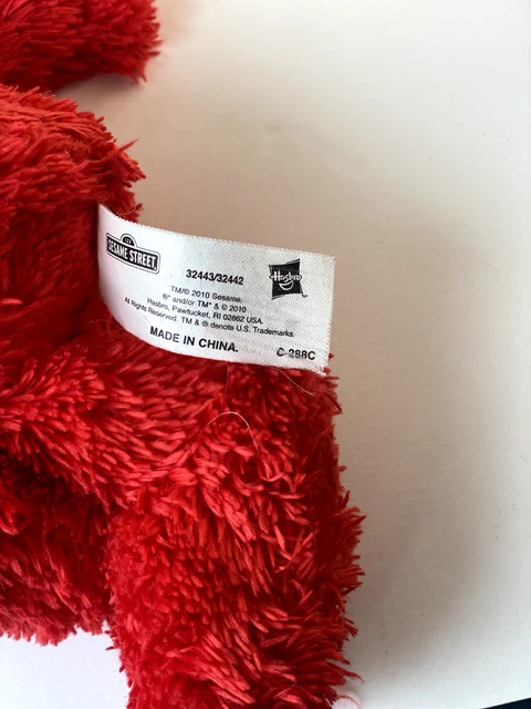 HASBRO SESAME STREET “Elmo” Singing Animated Plush Toy 32443/32442 ...