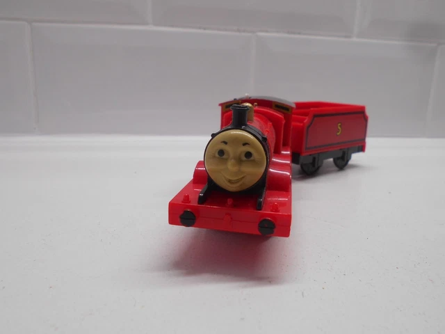 TOMY TRACKMASTER THOMAS the tank engine train james no battery cover ...