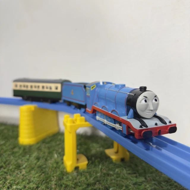 TOMY PLARAIL TRACKMASTER Gordon Thomas The Tank Engine TS-04 Used Old Design £70.35 - PicClick UK