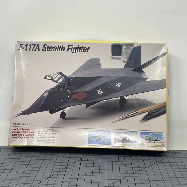 TESTORS F-117A STEALTH Fighter Aircraft 1:72 Scale Model Kit 570 ...