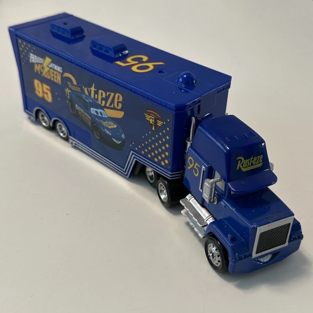 FABULOUS LIGHTNING MCQUEEN #95 Rusteze Mack Truck Hauler Disney Cars 1: ...