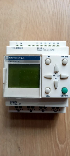 TELEMECANIQUE SR1 A101FU Programmable controller 100-240v 6 inputs 4 ...