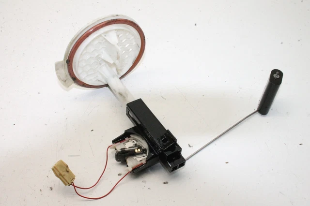 VOLVO XC70 MK2 II Fuel Pump 31274671 2.4 Diesel 158kw 2013 £22.95 ...