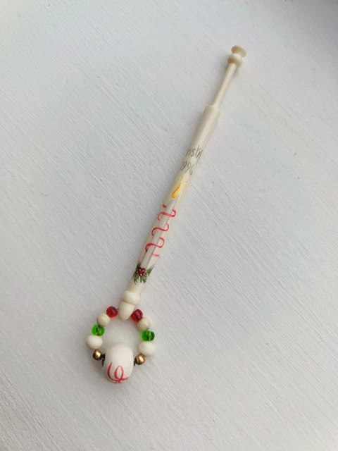 VINTAGE DIANE MILLER Signed Painted Lace Bobbin - Christmas 96 £45.00 ...