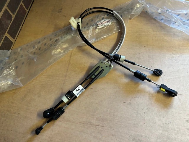 NEW GENUINE FORD Fiesta Mk7 Gear Selector Linkage Cables 09 To 10 Aa6R ...