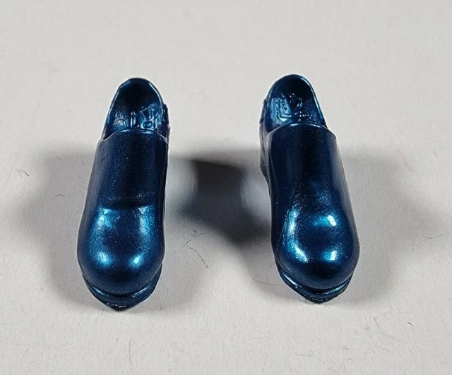 HASBRO MARVEL LEGENDS Female Blue Feet Shoes Custom Fodder 1/12 Scale ...