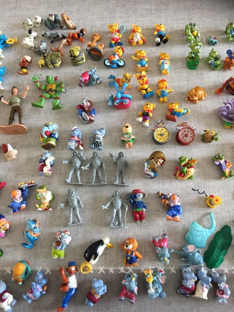 LOT D'ENVIRON 140 figurines Kinder et autres collection jouet EUR 20,00 ...