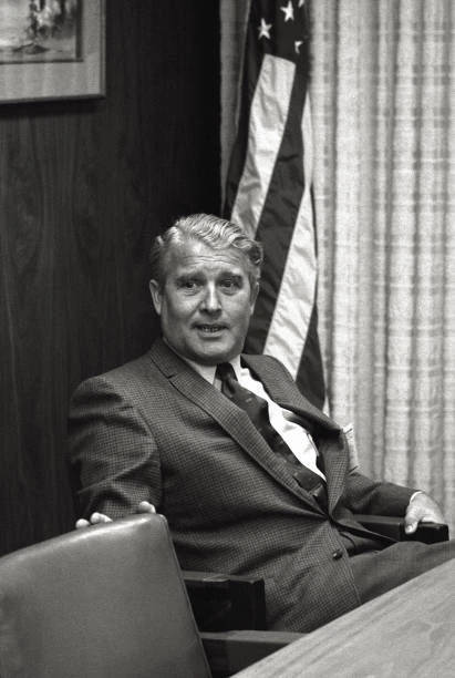 WERNHER VON BRAUN German born USA naturalized scientist engineer O- Old ...