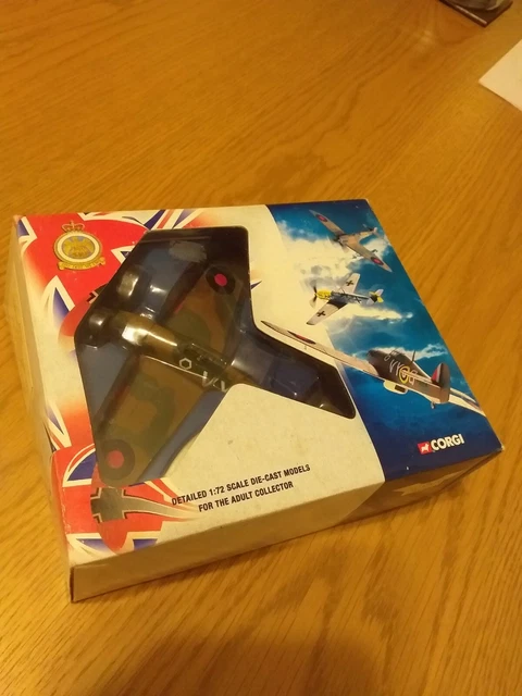 CORGI AVIATION ARCHIVE 49101 Hawker Hurricane Mk1 Peter Townsend 1/72 £ ...