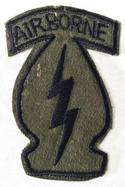 VIETNAM WAR U.S. Army 25th Division with Airborne cloth unit uniform ...